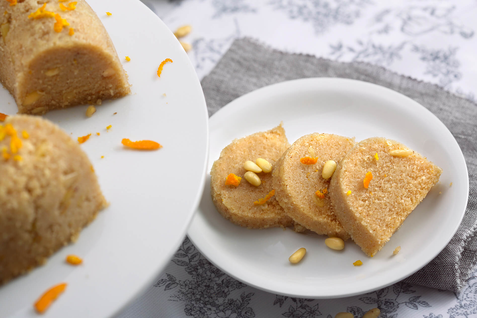 Χαλβάς σιμιγδαλένιος με goji berry, κουκουνάρι και αμύγδαλο - Νέα Διατροφής